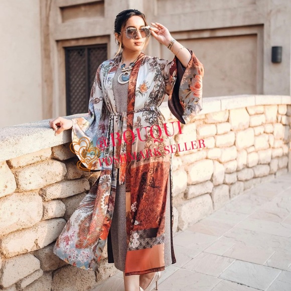 Zara | Jackets & Coats | Bloggers Fav Zara Floral Printed Patchwork ...